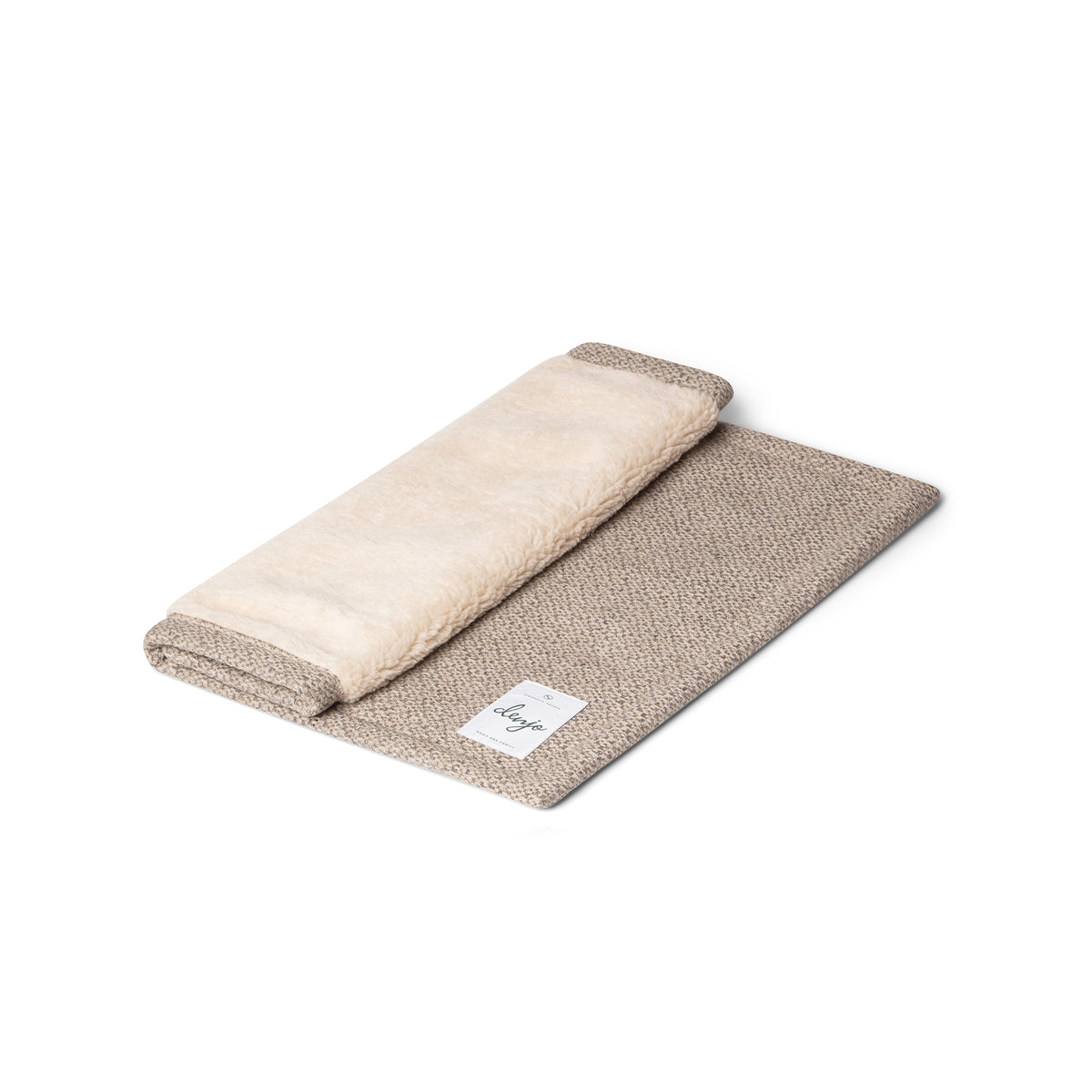 Snuggle blanket– Maison Neros.